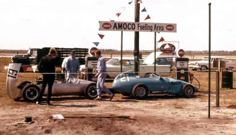 Formula Junior at Sebring, 1960